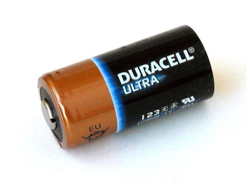 Duracell Ultra CR123A Lithium battery